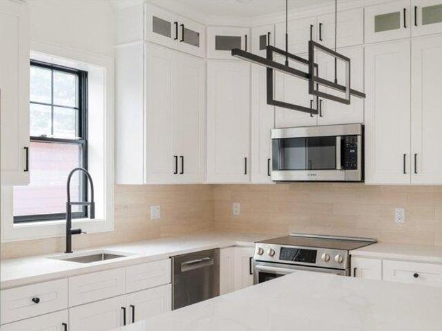 condo with 4 bedroom, Cambridge MA ES105060337
