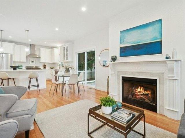 condo with 4 bedroom, Cambridge MA ES105277608