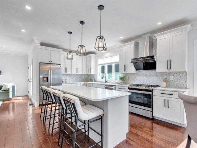 condo with 4 bedroom, Chelmsford MA DLS102371381