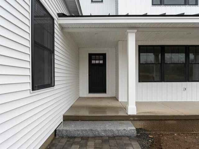 condo with 4 bedroom, Chester NH DS103852414