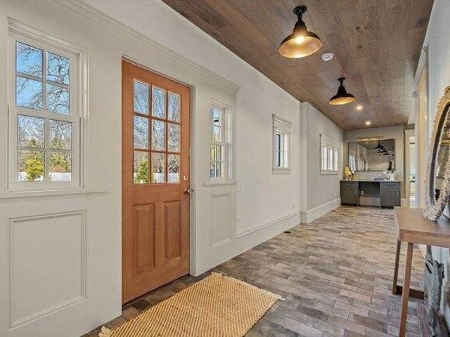 condo with 4 bedroom, Concord MA ES103848415