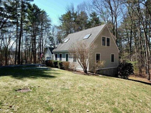 condo with 4 bedroom, Concord NH DLS102670642