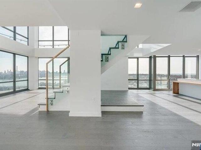 condo with 4 bedroom, Cliffside Park NJ DS104410923