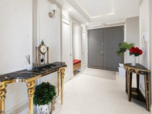 condo with 4 bedroom, Cliffside Park NJ ES104193166