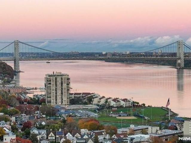 condo with 4 bedroom, Cliffside Park NJ ES104405653