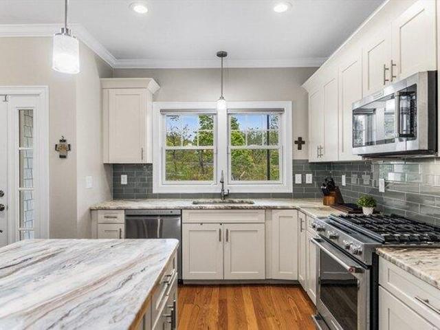 condo with 4 bedroom, Danvers MA DLS103073273