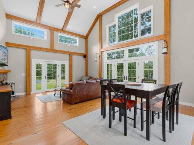condo with 4 bedroom, Dunbarton NH ES105156939