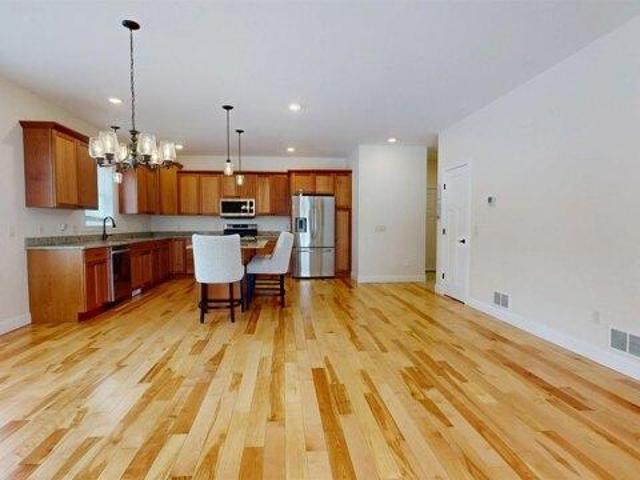 condo with 4 bedroom, Essex VT DLS102061949