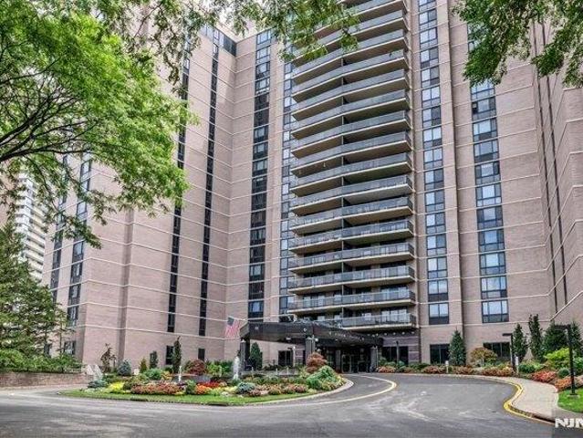 condo with 4 bedroom, Fort Lee NJ DS102775862