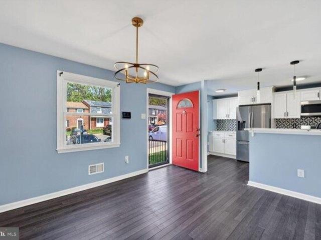 condo with 4 bedroom, Fort Washington MD DS103601328
