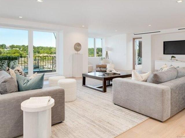 condo with 4 bedroom, Greenwich CT ES104150154
