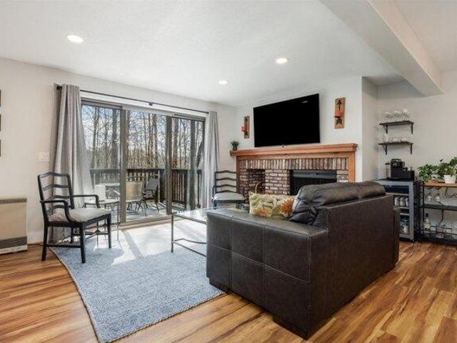 condo with 4 bedroom, Hartford VT DLS101706162