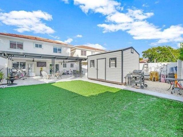 condo with 4 bedroom, Hialeah FL DLS93106513