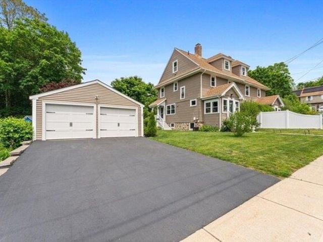 condo with 4 bedroom, Hopedale MA DS102779341