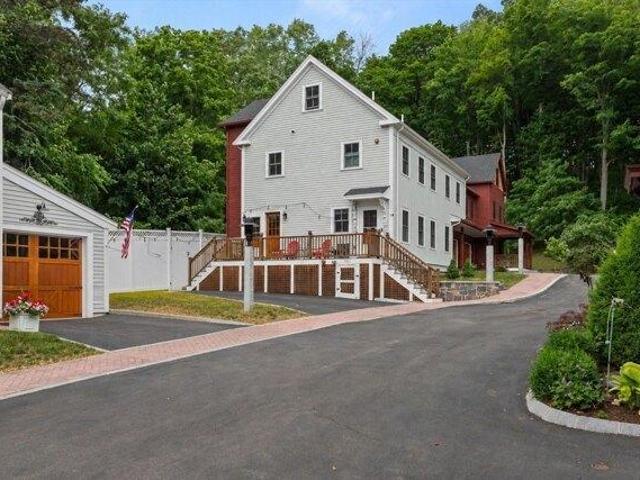 condo with 4 bedroom, Ipswich MA DS104299159