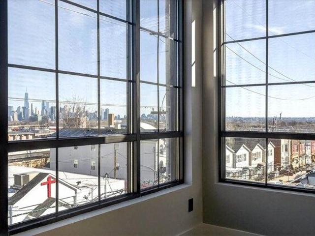condo with 4 bedroom, Jersey City NJ DLS101781250