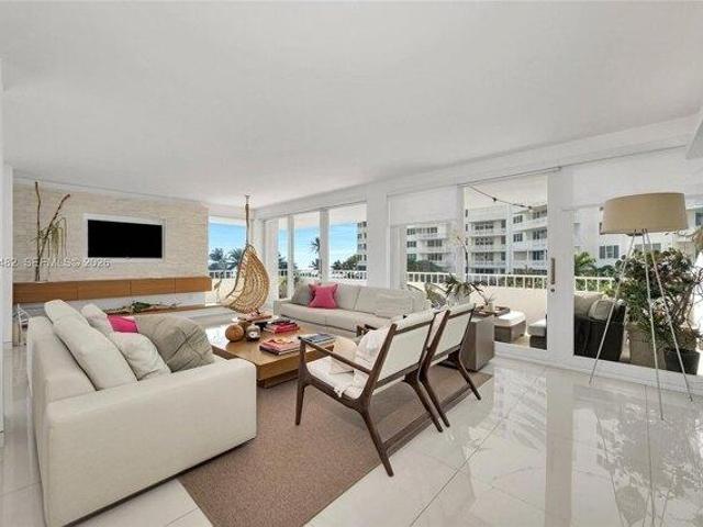 condo with 4 bedroom, Key Biscayne FL ES104899638
