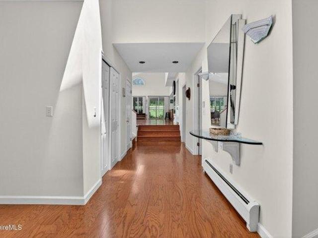 condo with 4 bedroom, Lenox MA ES103186195