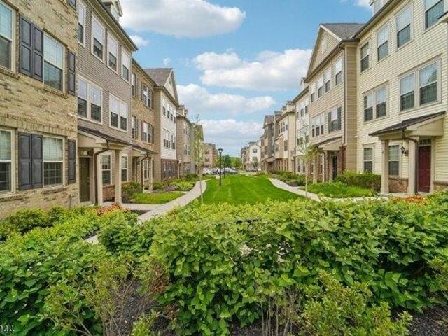 condo with 4 bedroom, Livingston NJ ES105122965