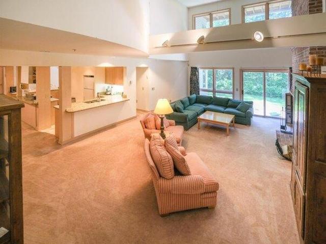 condo with 4 bedroom, Ludlow VT ES103187147