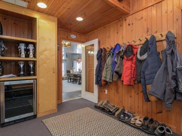 condo with 4 bedroom, Ludlow VT ES103188091