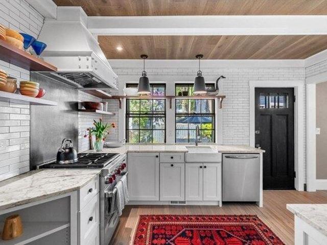 condo with 4 bedroom, m MA DS103548309