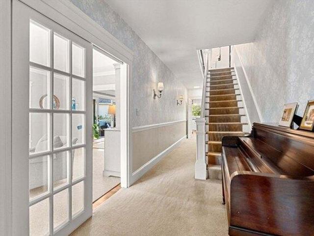 condo with 4 bedroom, Marblehead MA ES103809039