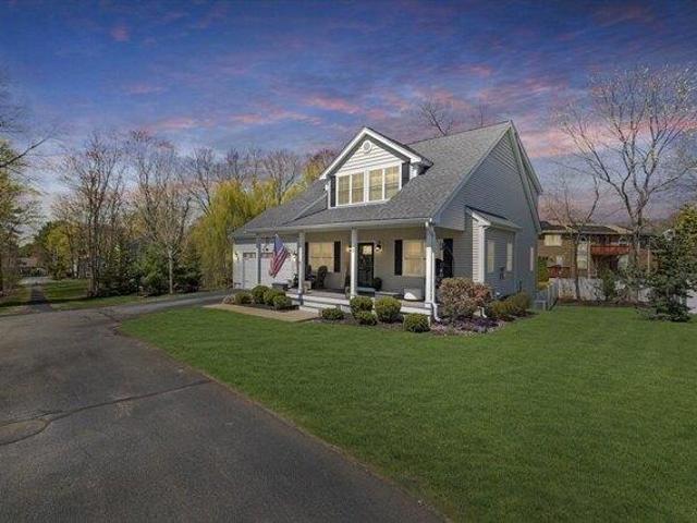 condo with 4 bedroom, Medway MA DS104261860