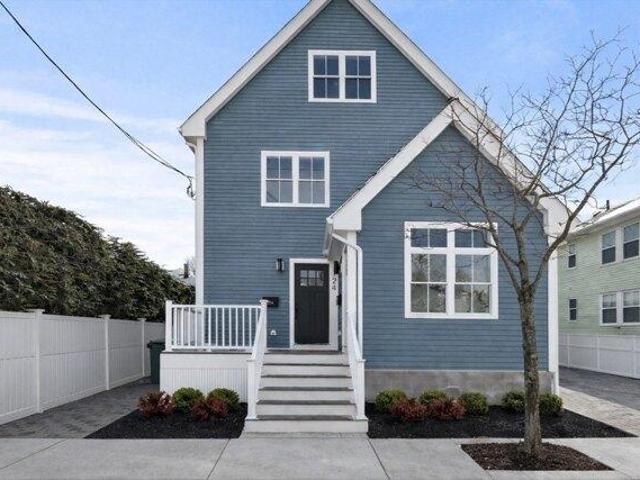 condo with 4 bedroom, Medford MA DLS102961718