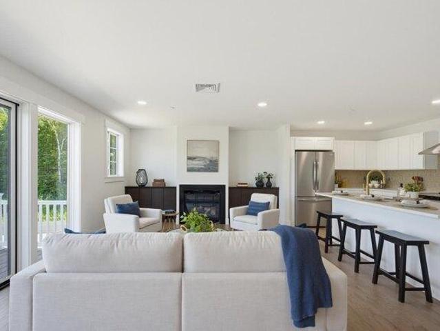 condo with 4 bedroom, Meredith NH ES105208147