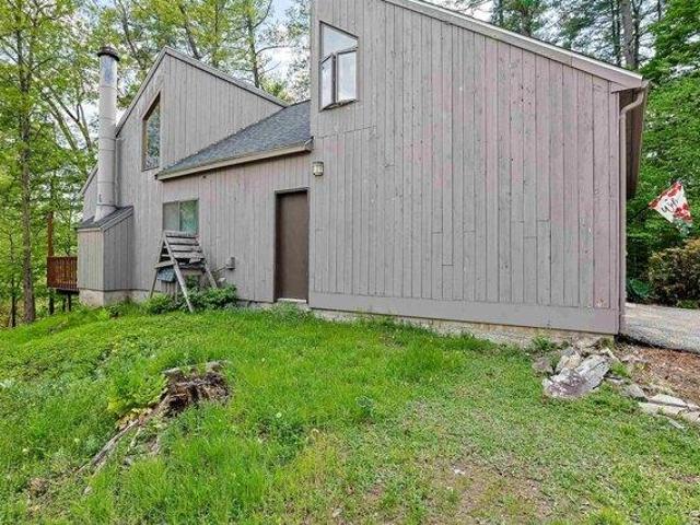 condo with 4 bedroom, Nashua NH DS102561035