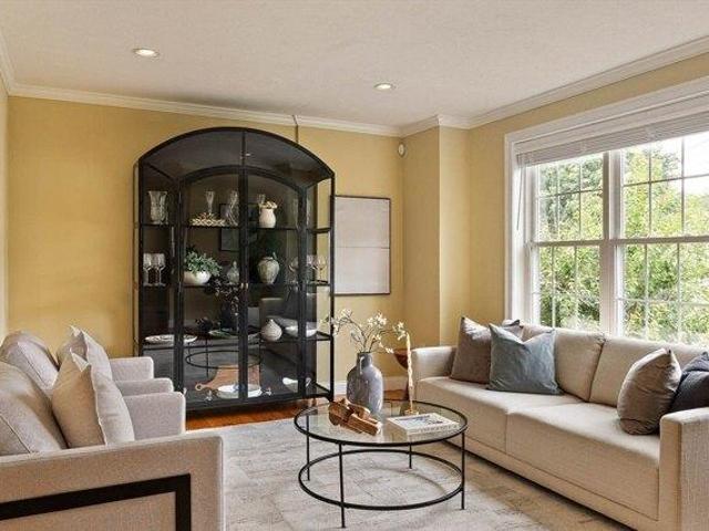 condo with 4 bedroom, Needham MA ES105190529