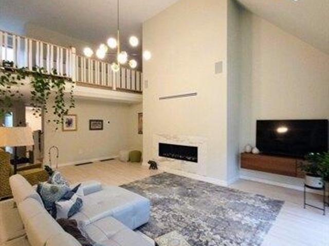condo with 4 bedroom, Newton MA DLS102591748