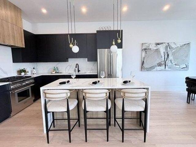 condo with 4 bedroom, Newton MA DLS102634124