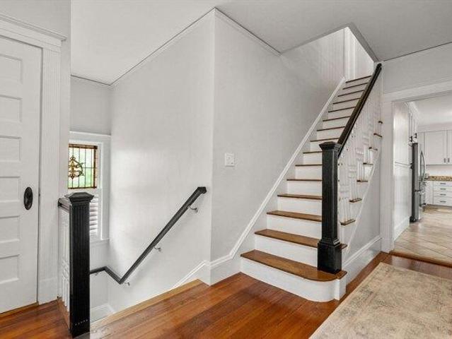 condo with 4 bedroom, Newton MA ES102960645