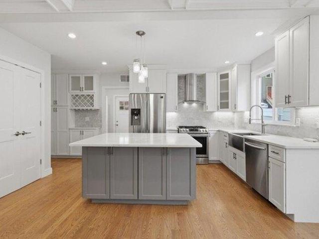 condo with 4 bedroom, Newton MA ES103221240