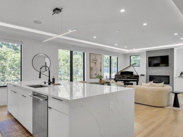 condo with 4 bedroom, Newton MA ES104809475