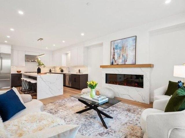 condo with 4 bedroom, Newton MA ES104904125