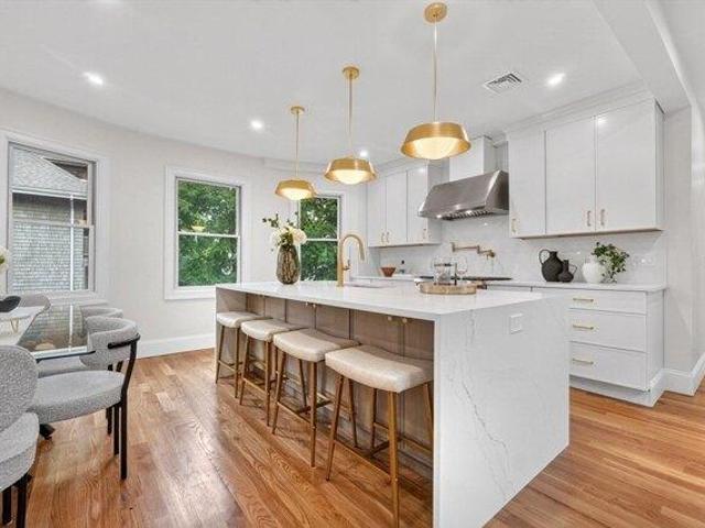 condo with 4 bedroom, Newton MA ES105059852