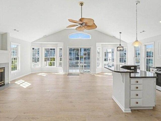 condo with 4 bedroom, Ocean City NJ ES104908196