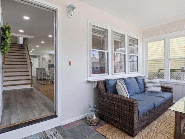 condo with 4 bedroom, Old Orchard Beach ME ES103034373