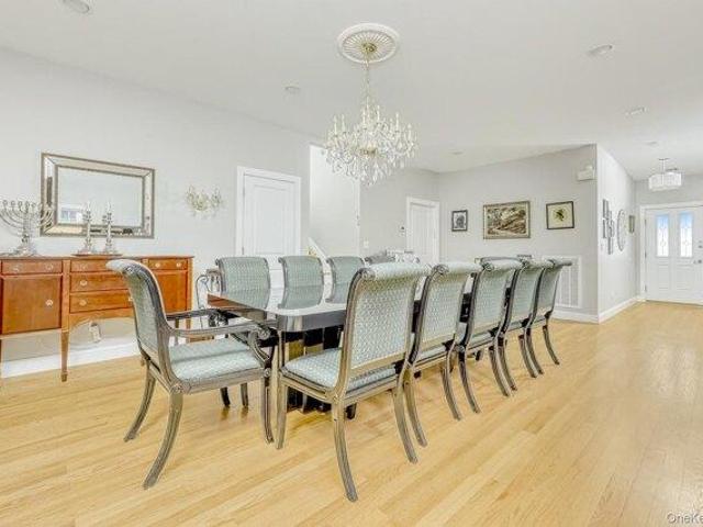 condo with 4 bedroom, Pomona NY ES105191752