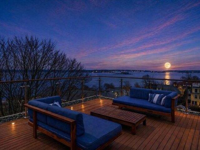 condo with 4 bedroom, Portland ME ES103035956