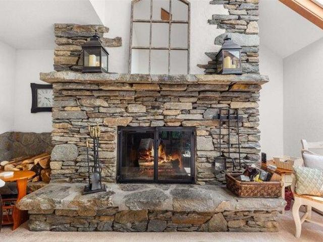condo with 4 bedroom, Plymouth VT DLS102312746