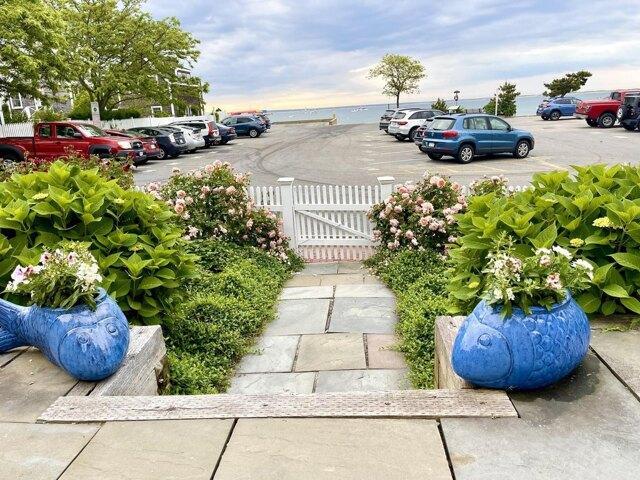 condo with 4 bedroom, Provincetown MA ES104352616
