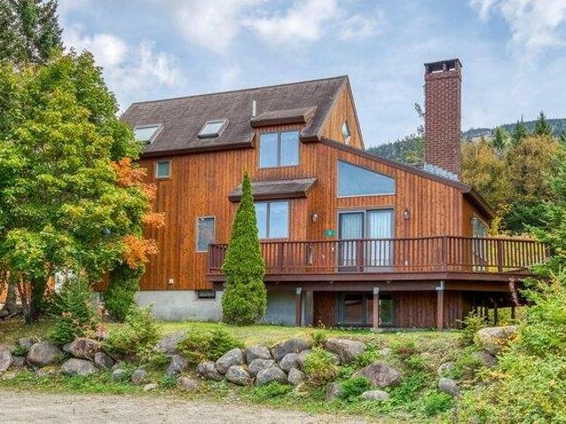 condo with 4 bedroom, Sandy River Plt ME ES103969264