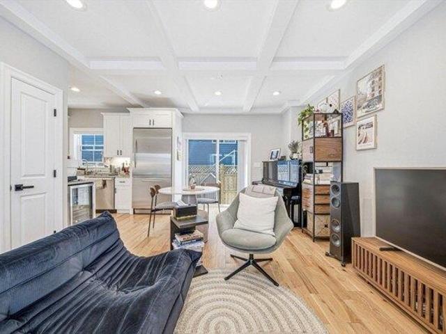 condo with 4 bedroom, Somerville MA DS103249245
