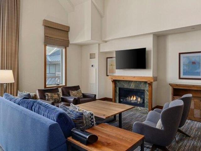 condo with 4 bedroom, Stowe VT ES105113075