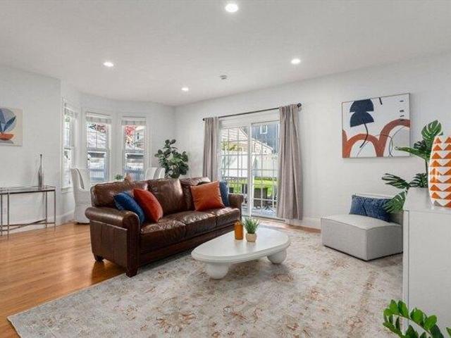 condo with 5 bedroom, Waltham MA DLS103074160