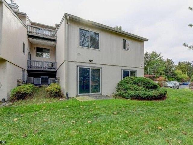 condo with 5 bedroom, West Orange NJ ES103071082